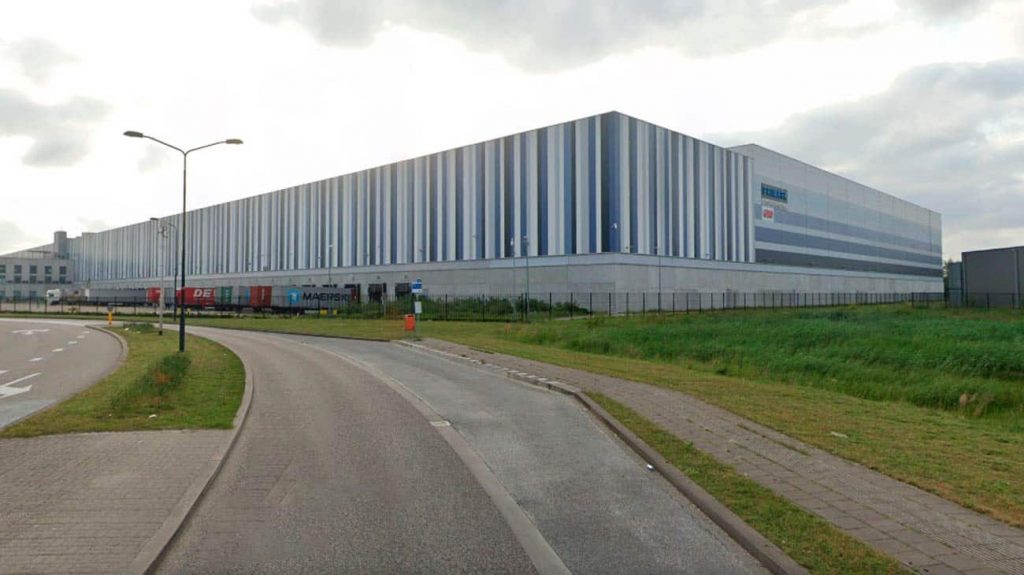 Se necesitan personal para trabajar en el centro de distribución ...